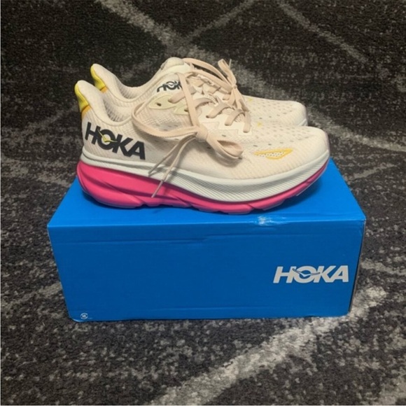 Hoka One One | Shoes | Hoka One One Clifton 9 Cream Pink Womens Running ...
